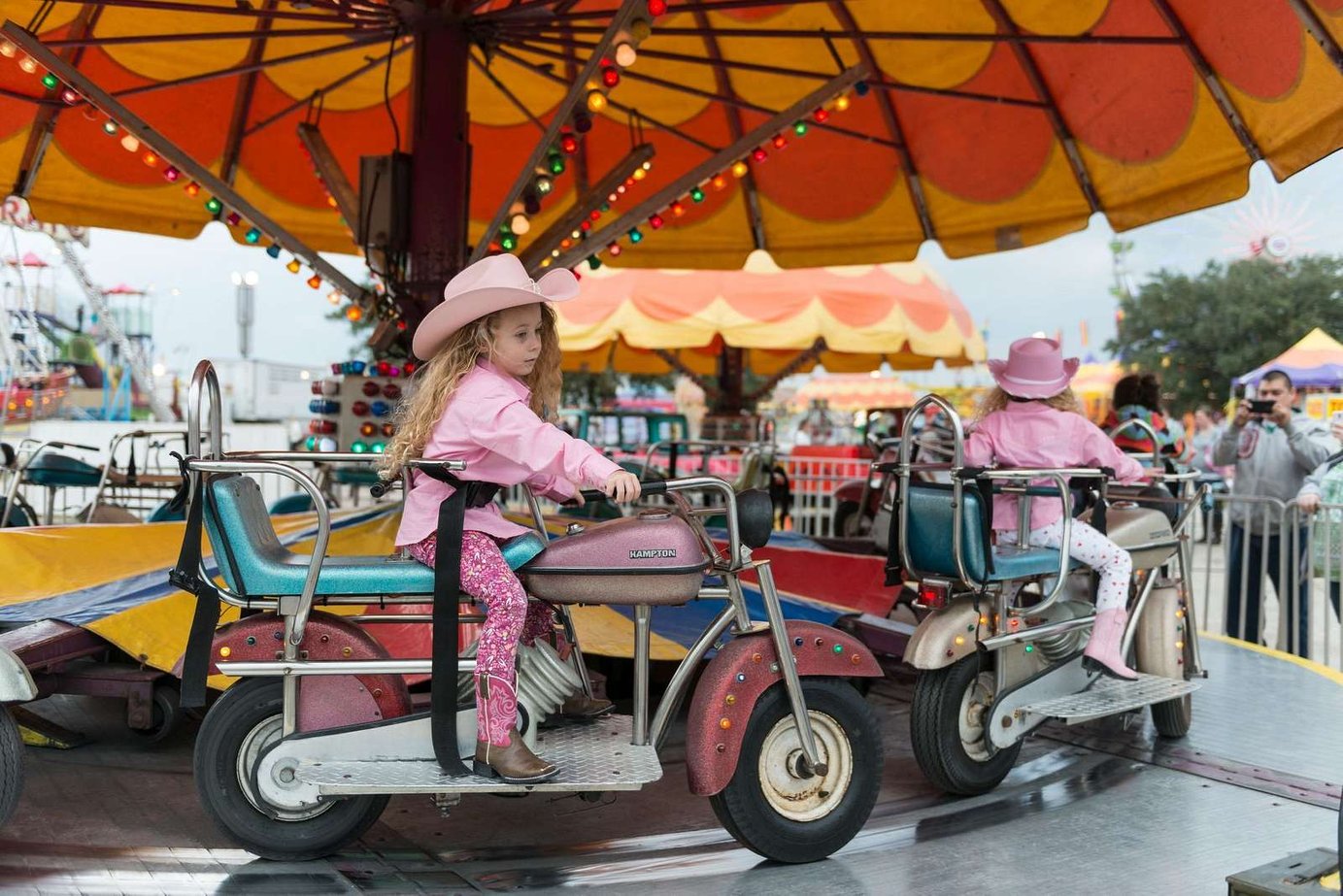 Celebrating Austin's Cultural Festivals And Fairs With Texas Shuttle